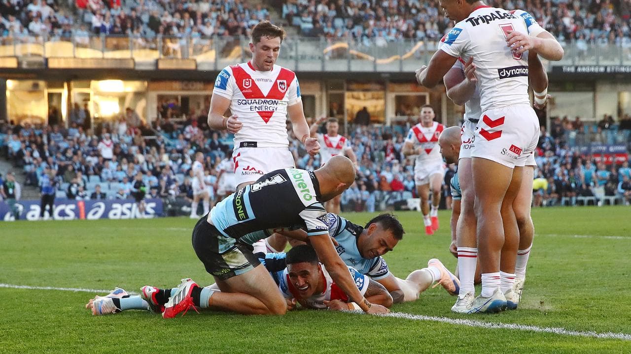Second-half Shark surge ends Dragons' dream of a double