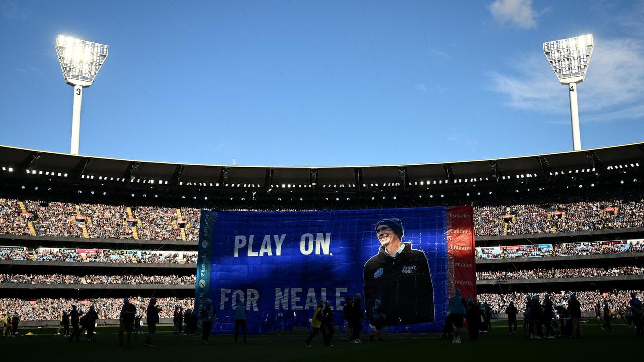 'Play on': Capacity MCG crowd honours Daniher