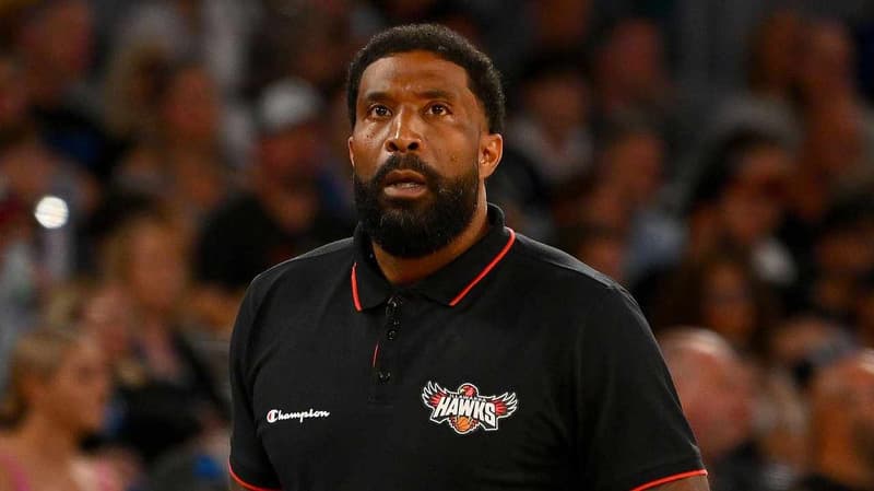 Coach Justin Tatum signs new deal with NBL's Hawks