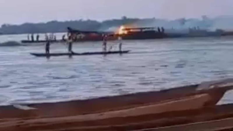 Almost 150 dead after boat catches fire in DR Congo