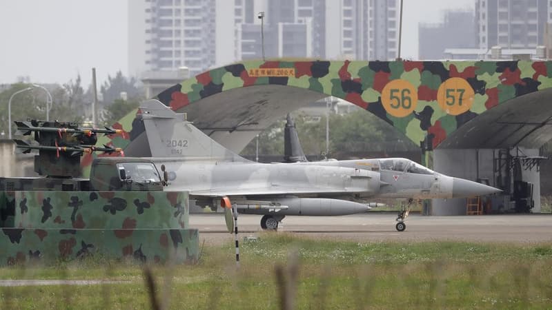 Taiwan stays on high alert as Chinese ships pull back