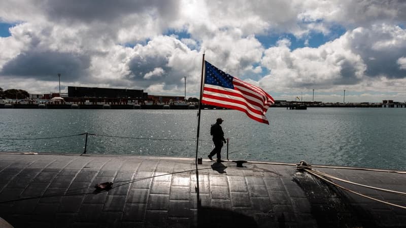 US classification of Aussie naval base under microscope